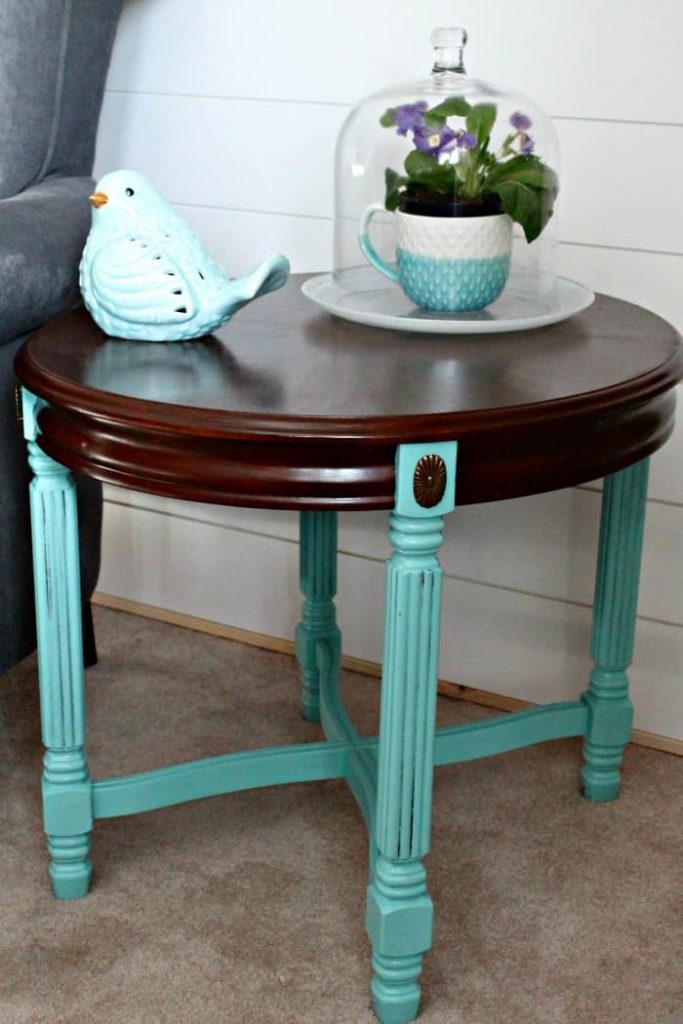 DIY Painted Coffee Table to add a Pop of Colour